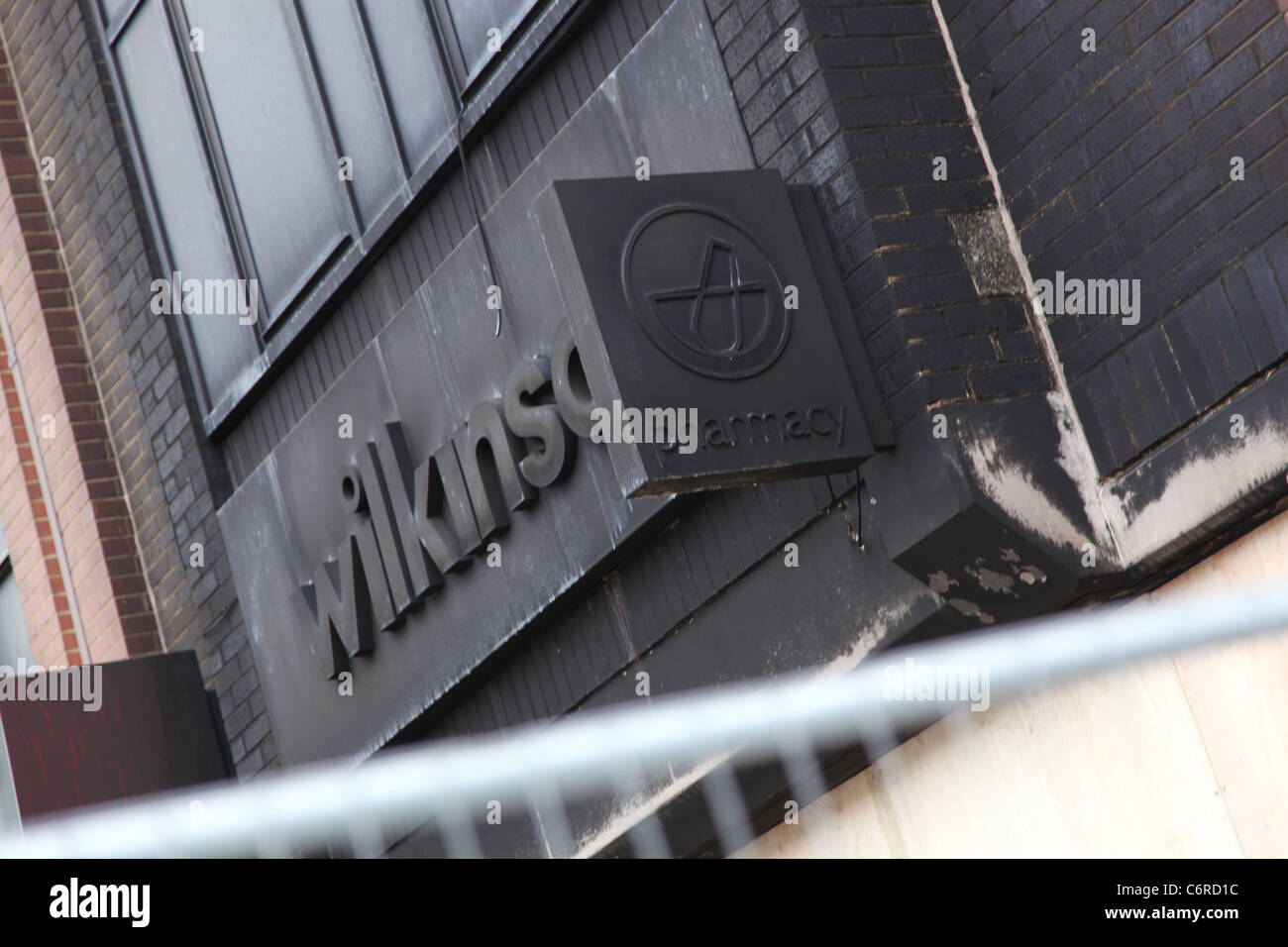 Aftermath of the Woolwich Riots 2011 Stock Photo - Alamy