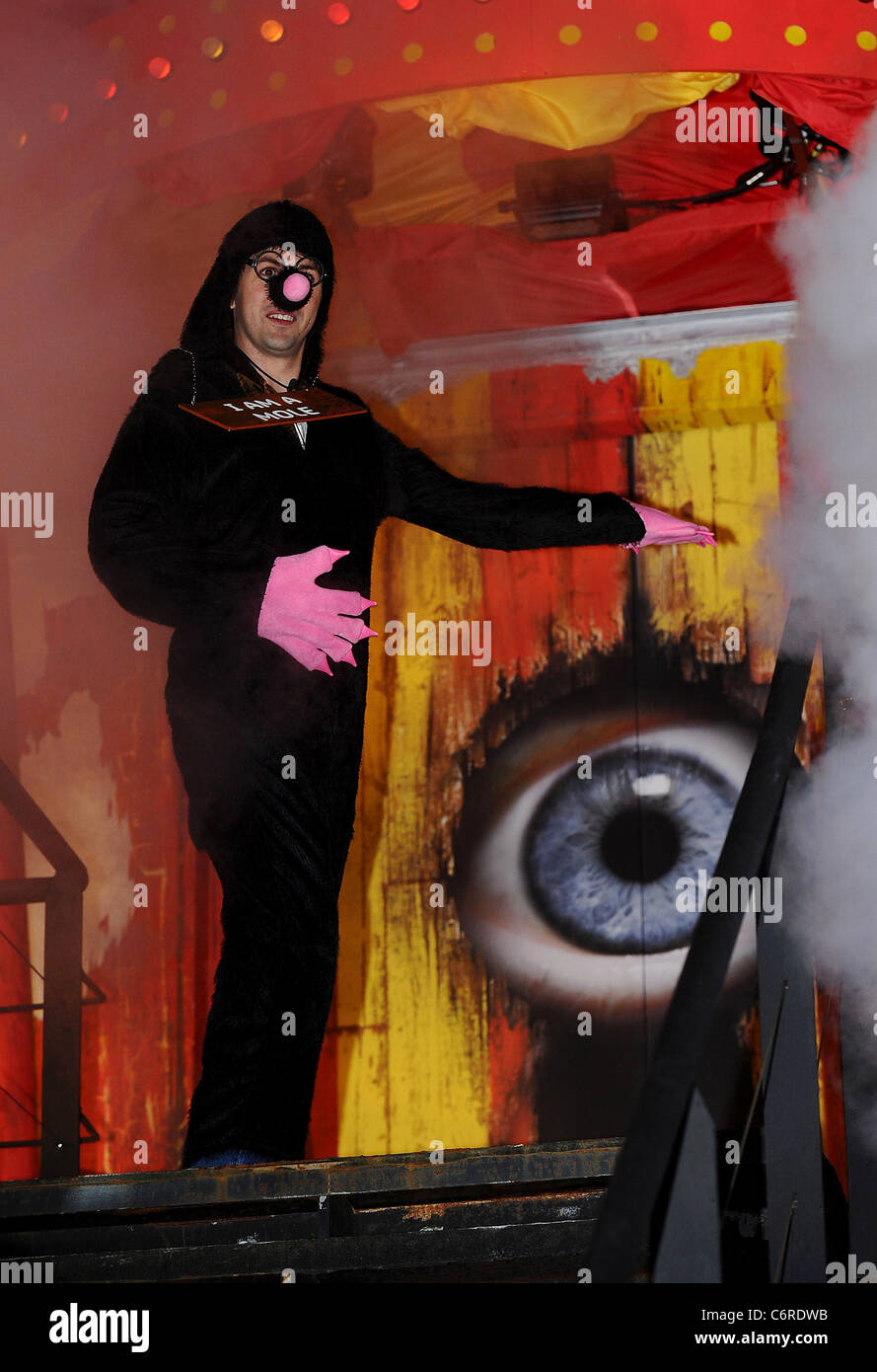 Mario mugan big brother 11 hi-res stock photography and images - Alamy