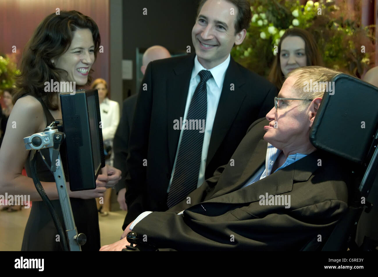 Brian Greene, Tracy Day and Stephen Hawking The 2010 World Science ...