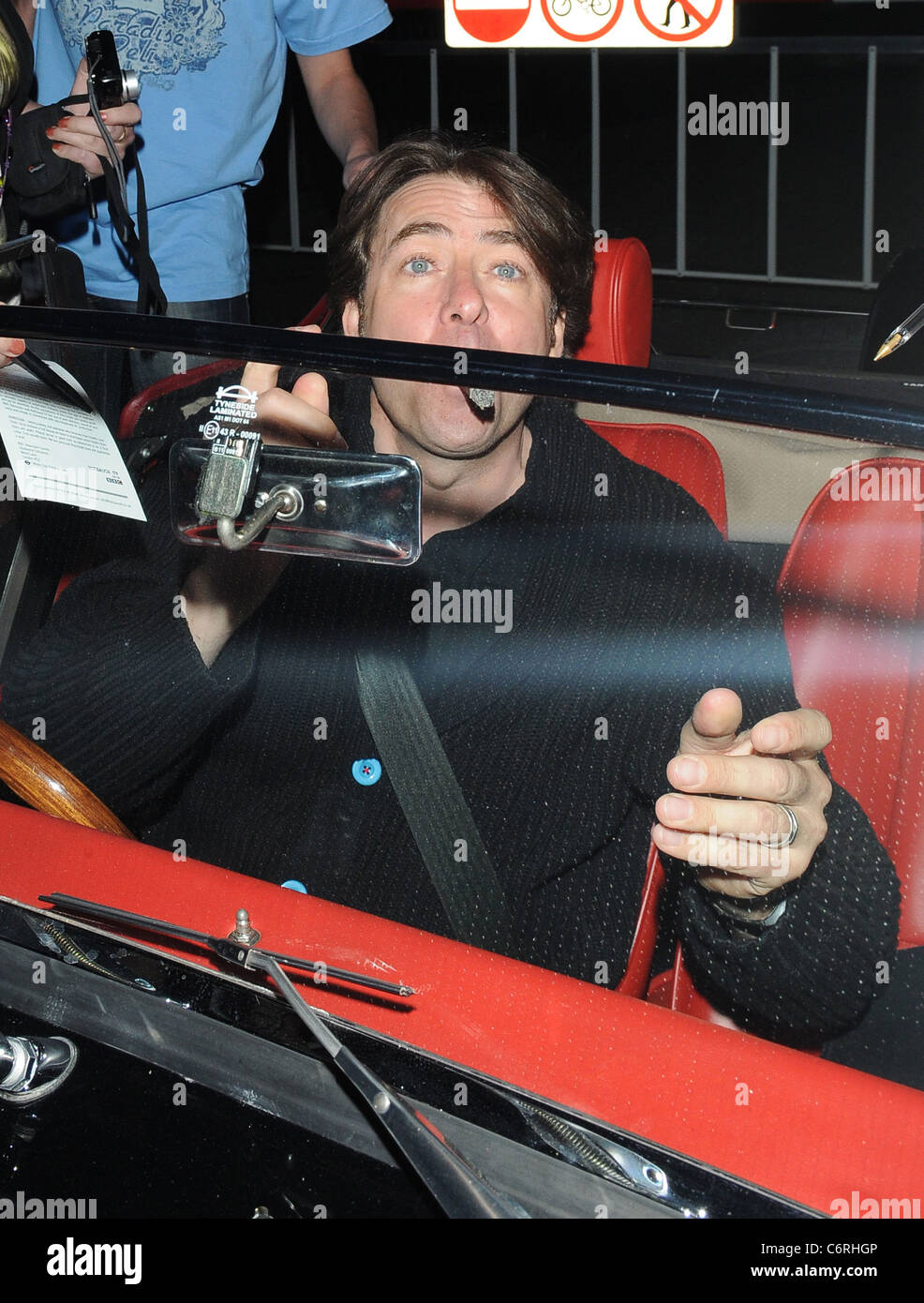 Jonathan Ross is mobbed by fans as he leaves the BBC studios in Wood ...