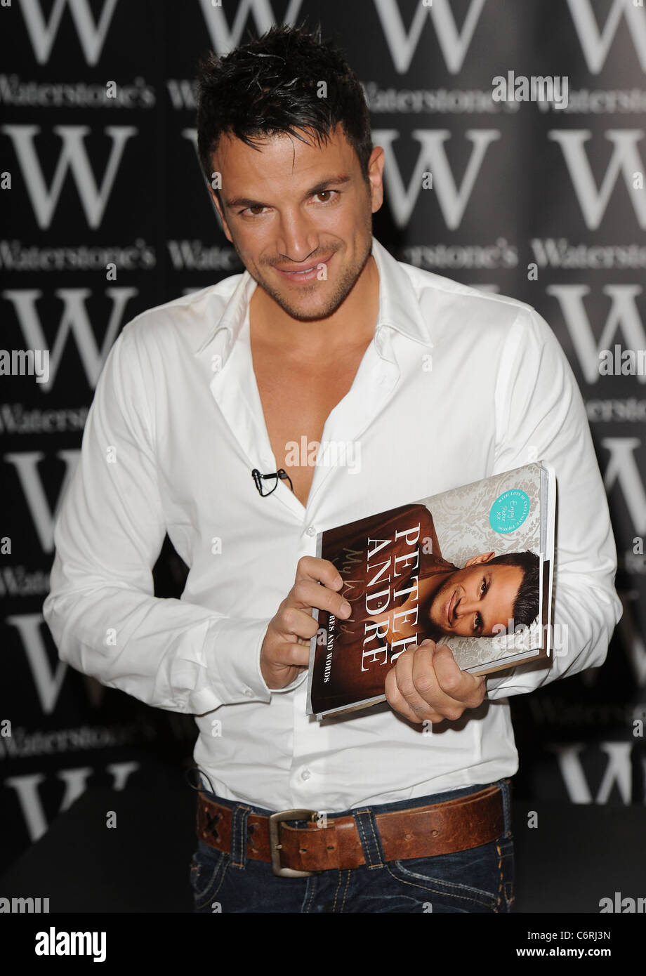 Peter Andre signs copies of his new book 'My World' at Waterstone's ...
