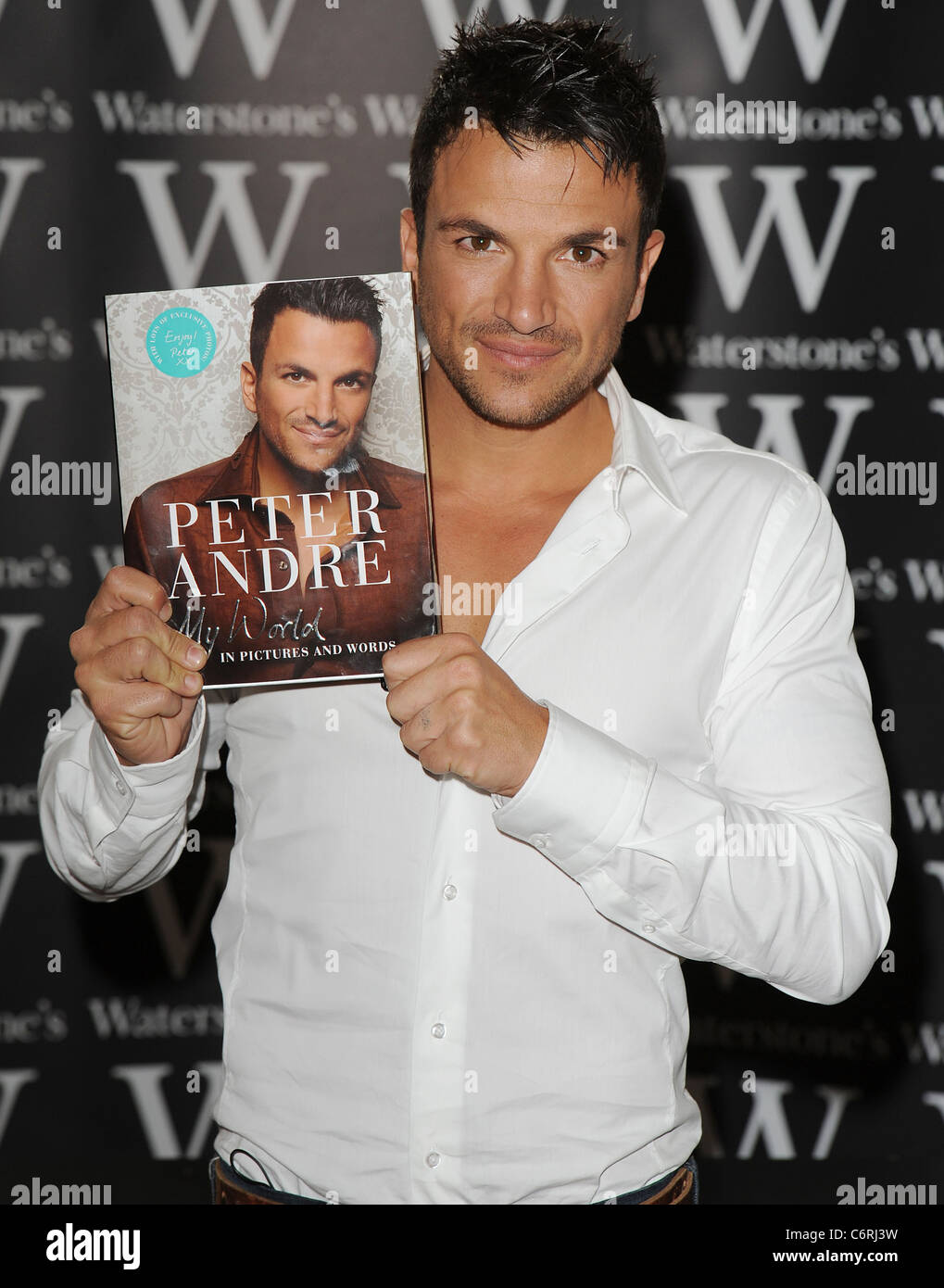 Peter Andre signs copies of his new book 'My World' at Waterstone's ...