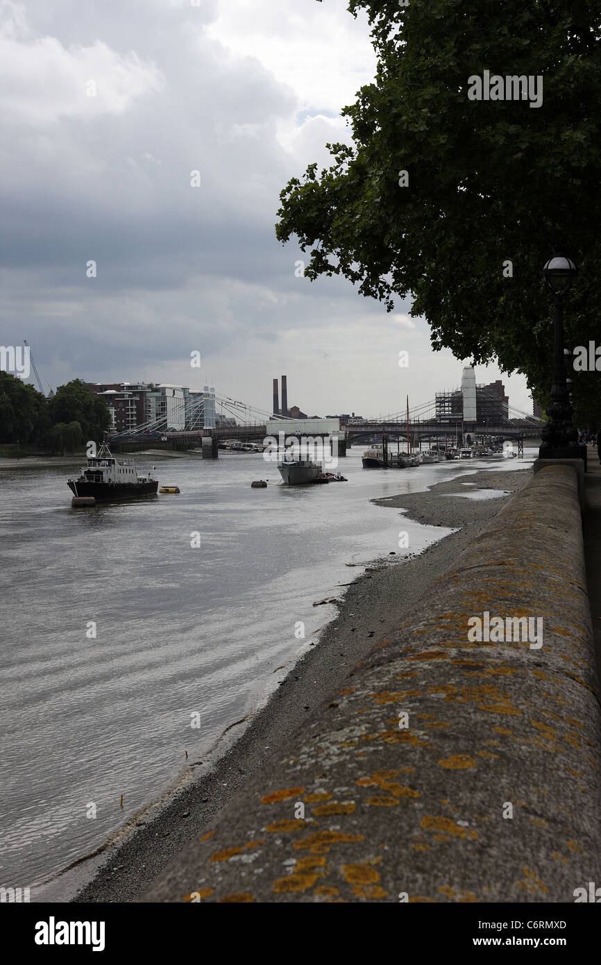 One of (4) in this small set related to views of River Thames from ...