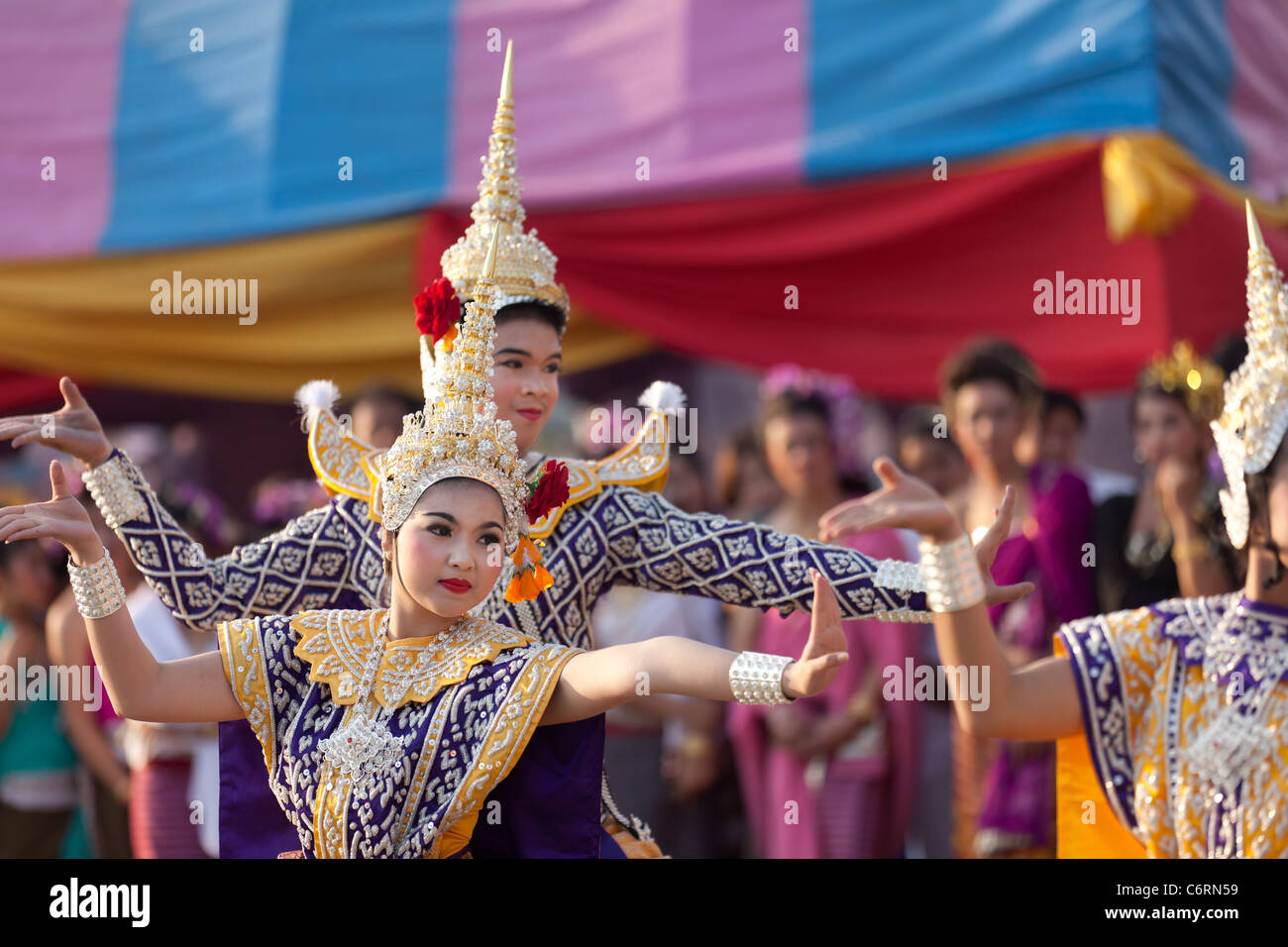 PHAYAO, THAILAND - MARS 05: Thai dancer perform Thai dance during ...