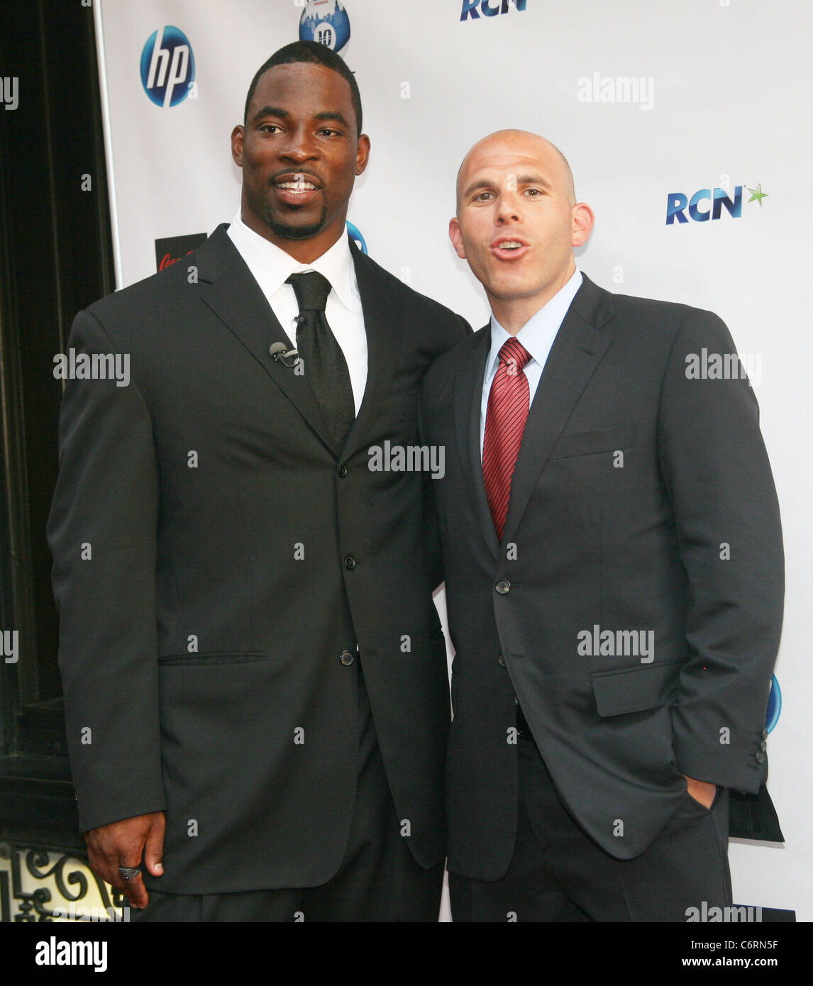 Justin Tuck and RXR Reality CEO Scott Rechler NY Giants Justin Tuck and ...
