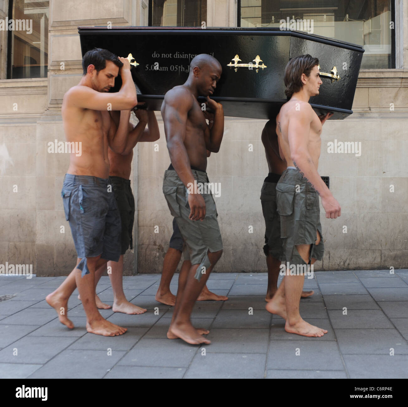 Book Promotion - Coffin 'The Short Second Life Of Bree Tanner: An ...