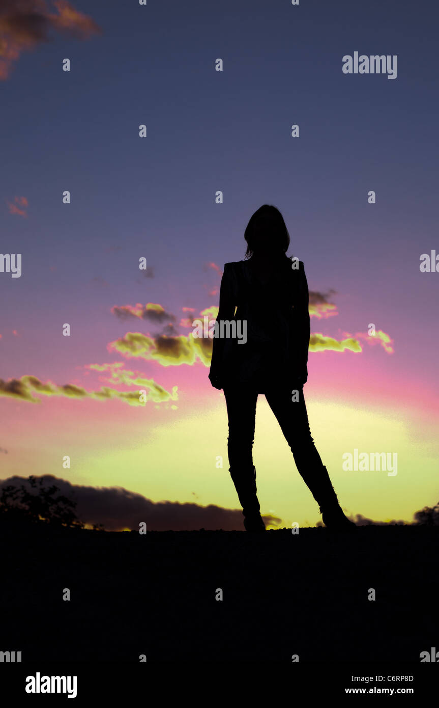 Girl and the sunset hi-res stock photography and images - Alamy