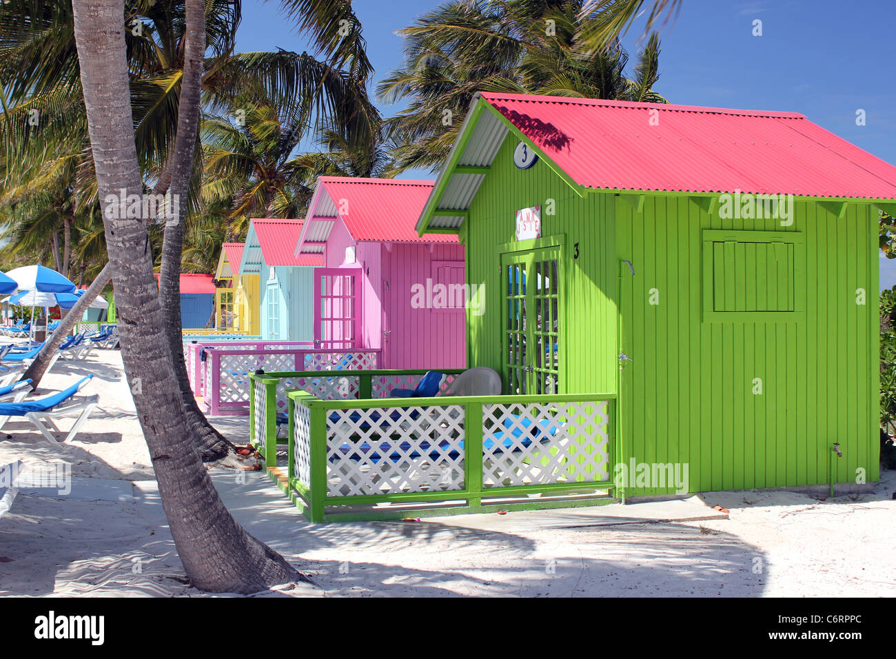 beach huts in the bahamas west indies Stock Photo - Alamy