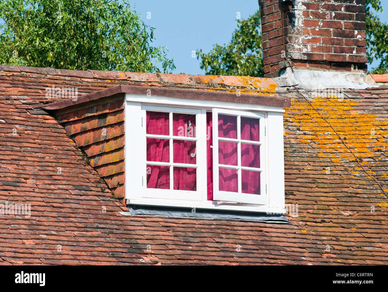 Dormer window hi-res stock photography and images - Alamy