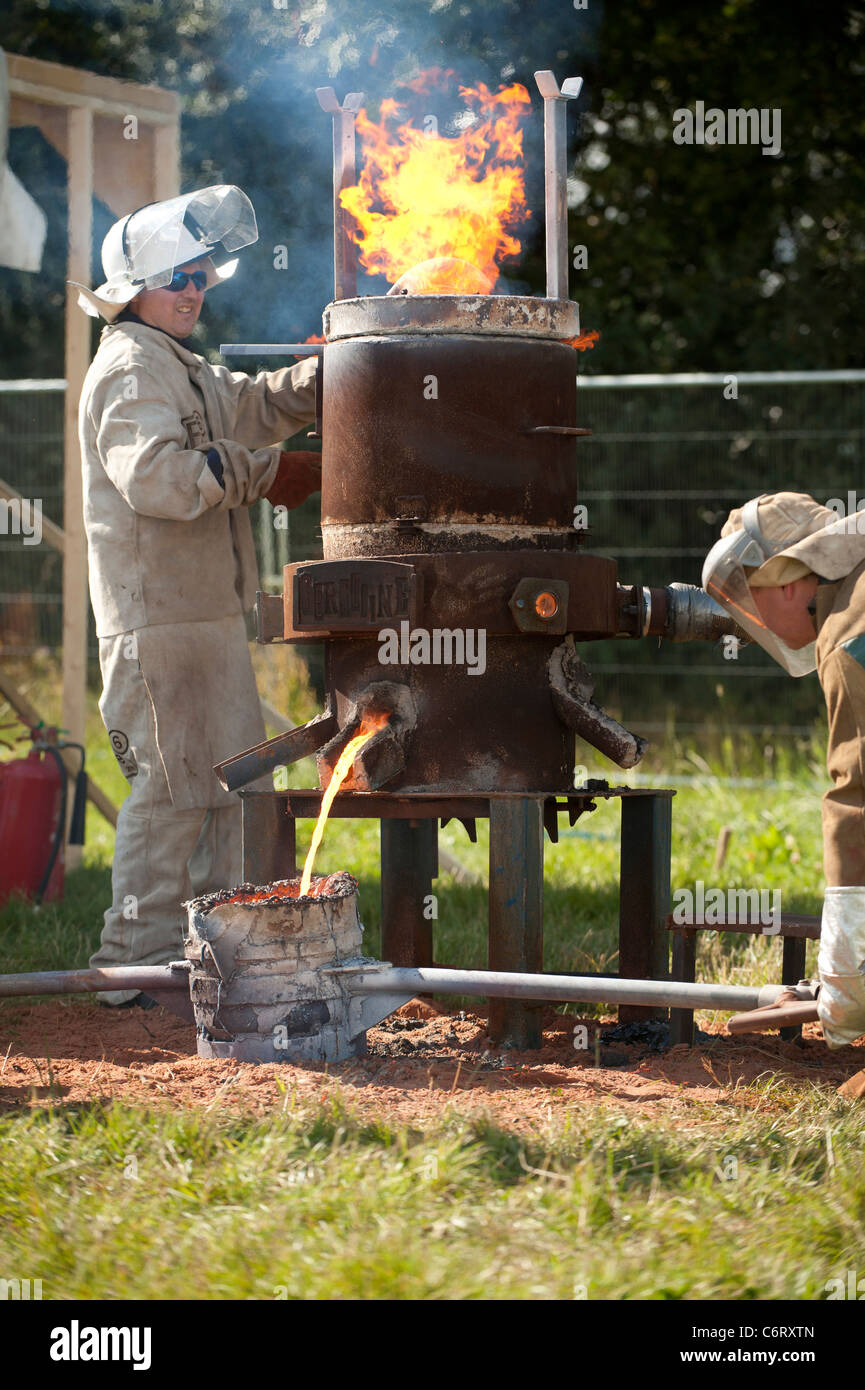 Hot tapping hi-res stock photography and images - Alamy