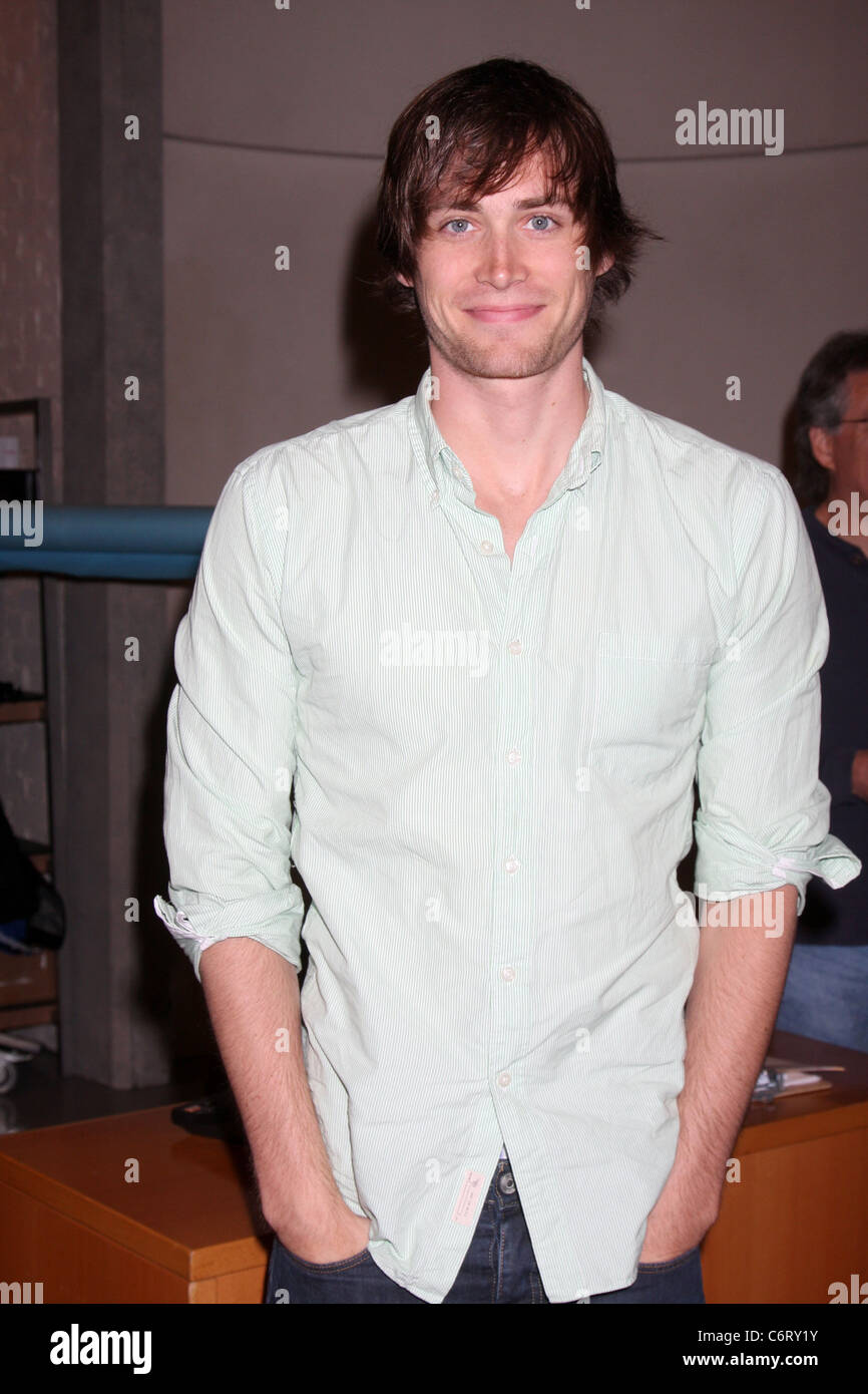 Zack Conroy Guinness World Records presents "The Bold and the Beautiful ...