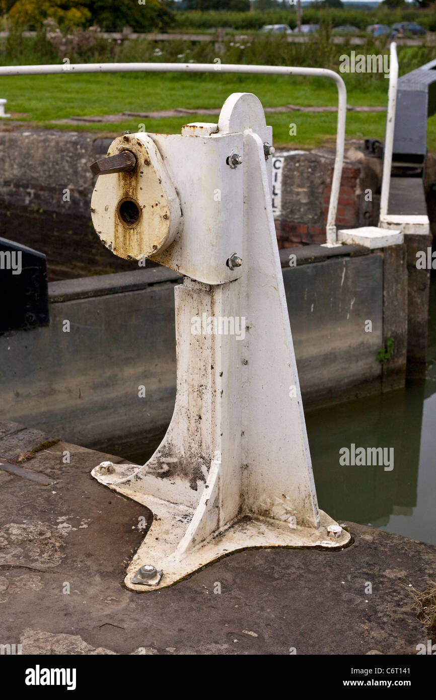 lock water paddle valve Stock Photo - Alamy
