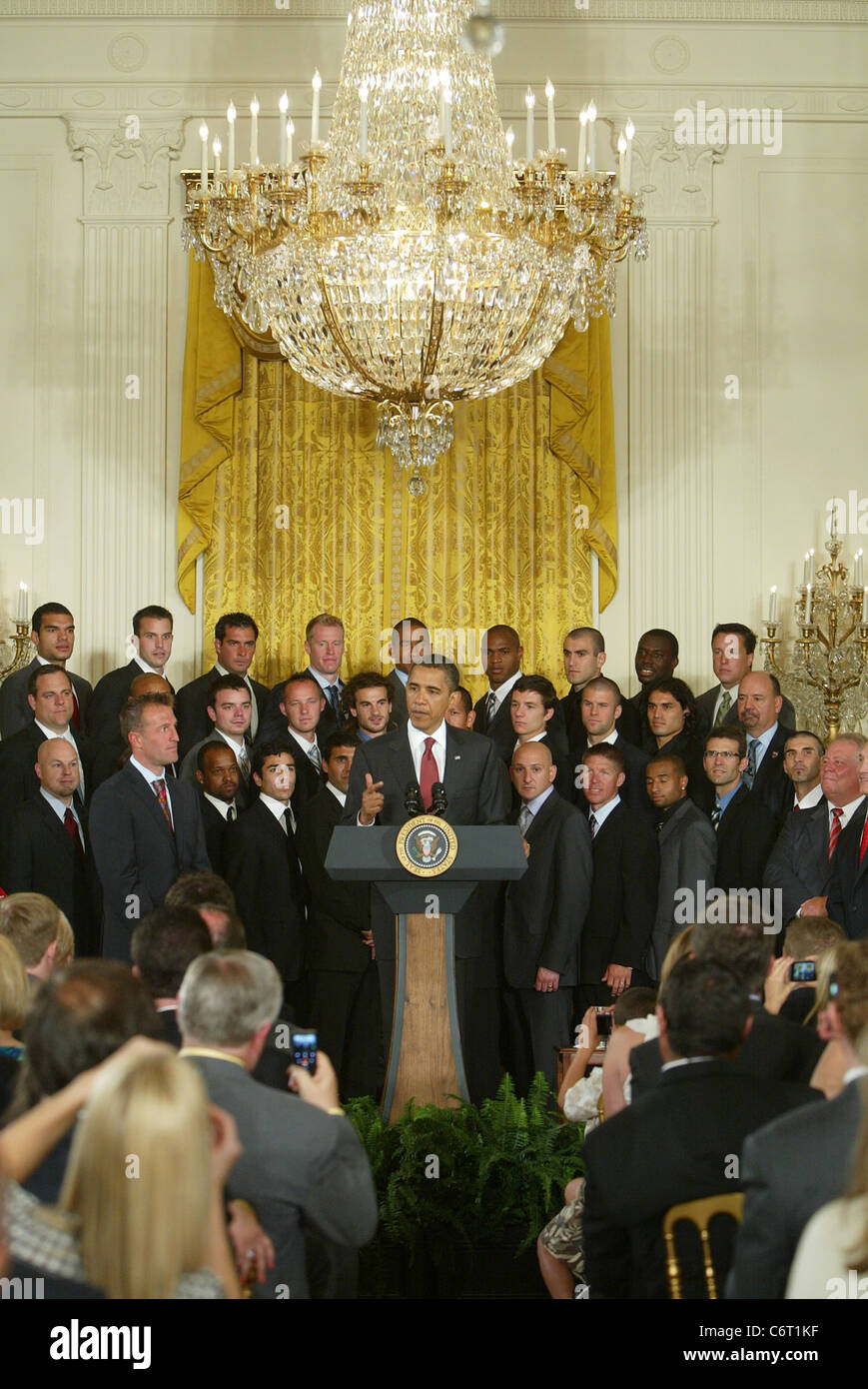 President Barack Obama welcomes the Major League Soccer Champion Real ...
