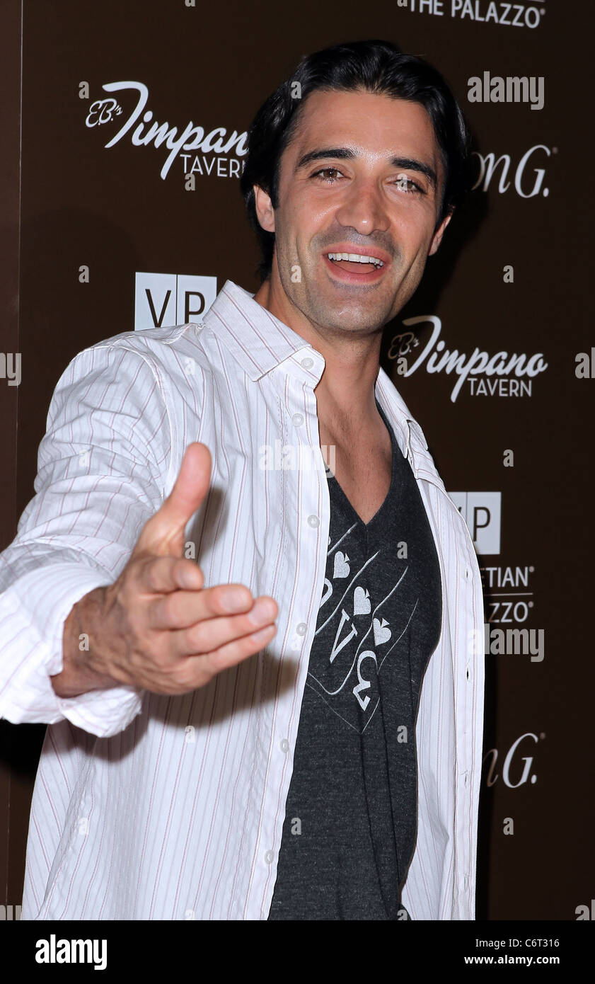 Gilles Marini Simon G. Jewelry presents a star-studded musical 'Summer ...
