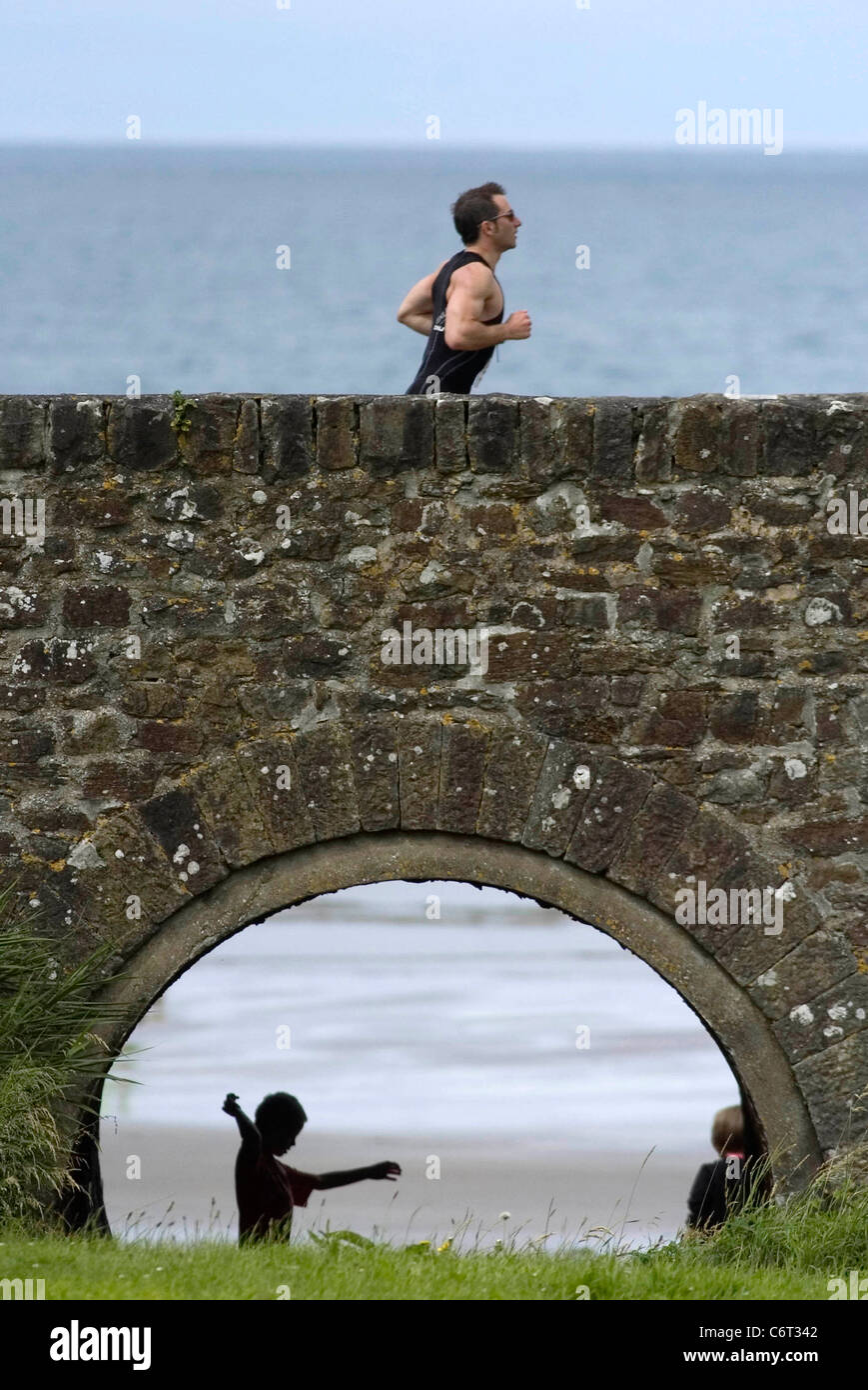 Kids triathlon hi-res stock photography and images - Alamy