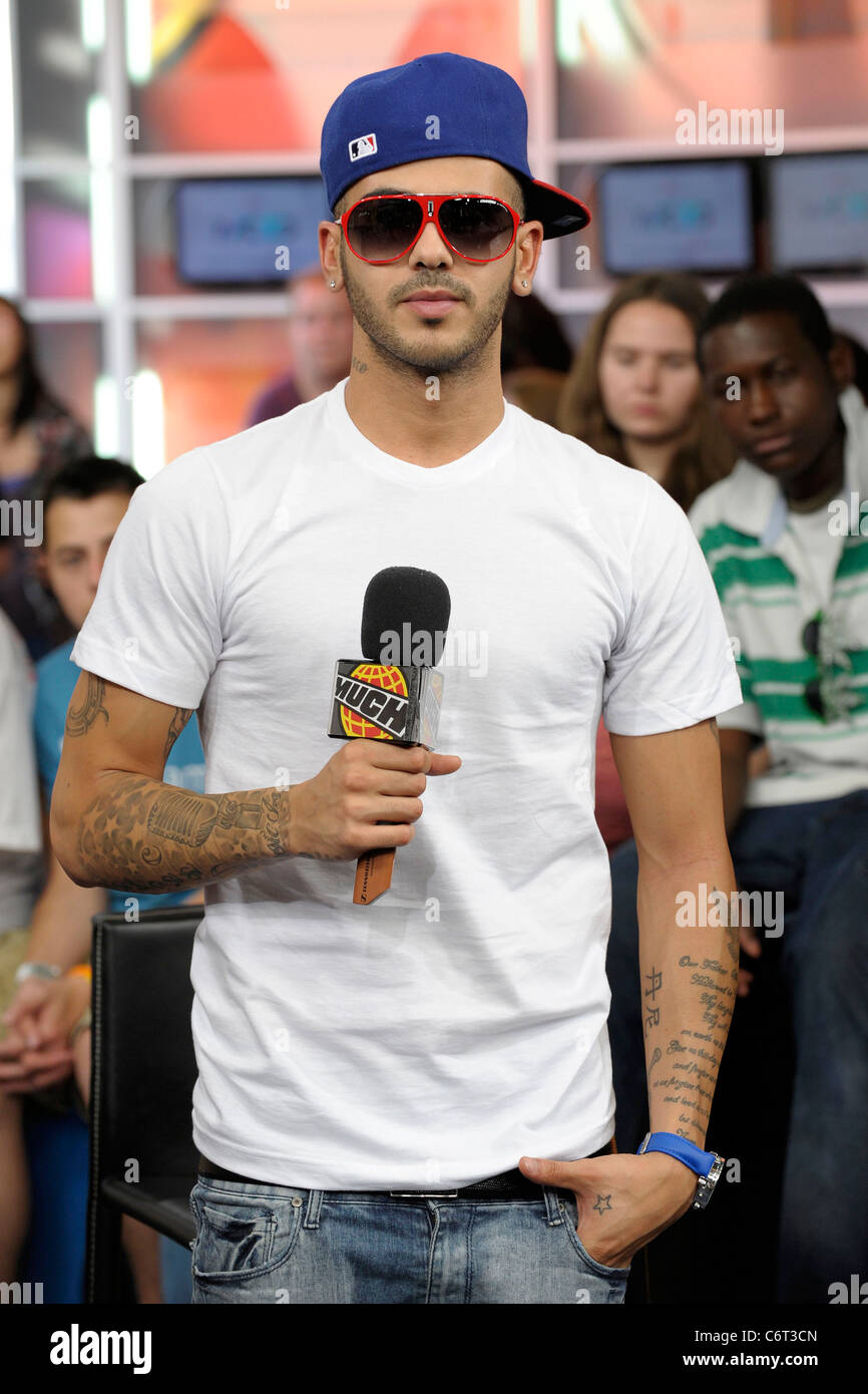 Danny Fernandes appearances at Much Music's MuchOnDemand TV show ...