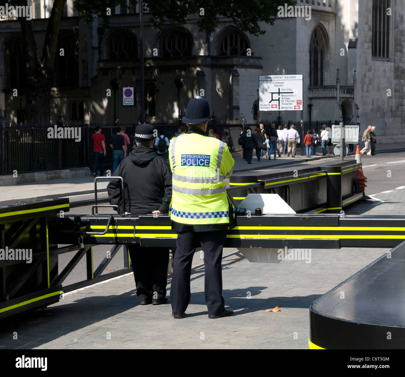 Uk police westminster hi-res stock photography and images - Alamy