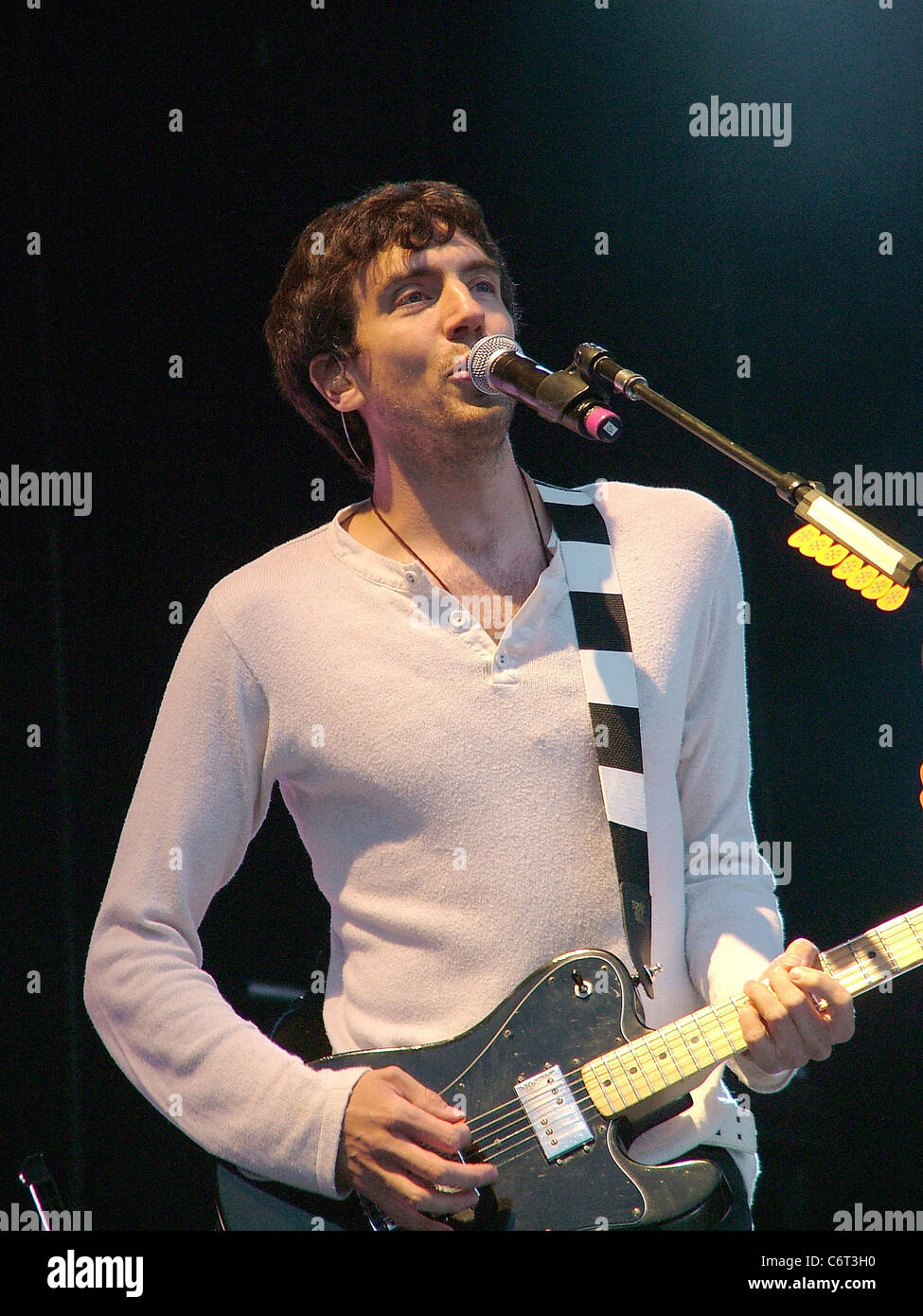 Gary lightbody hi-res stock photography and images - Alamy