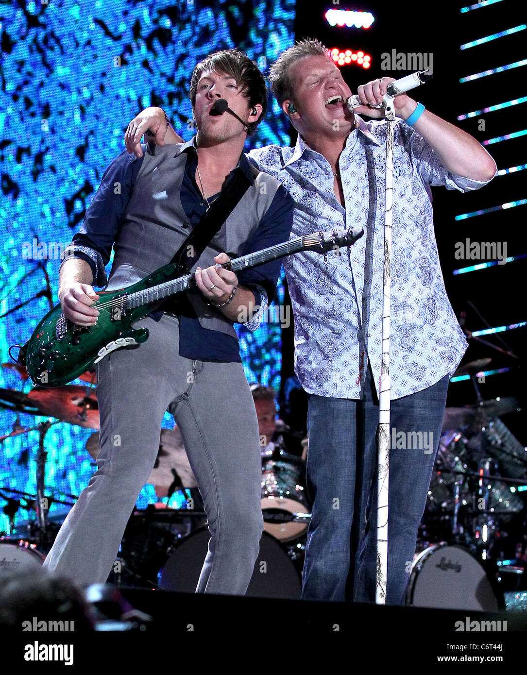 Rascal Flatts 2010 CMA Music Festival Nightly Concerts at LP Field ...