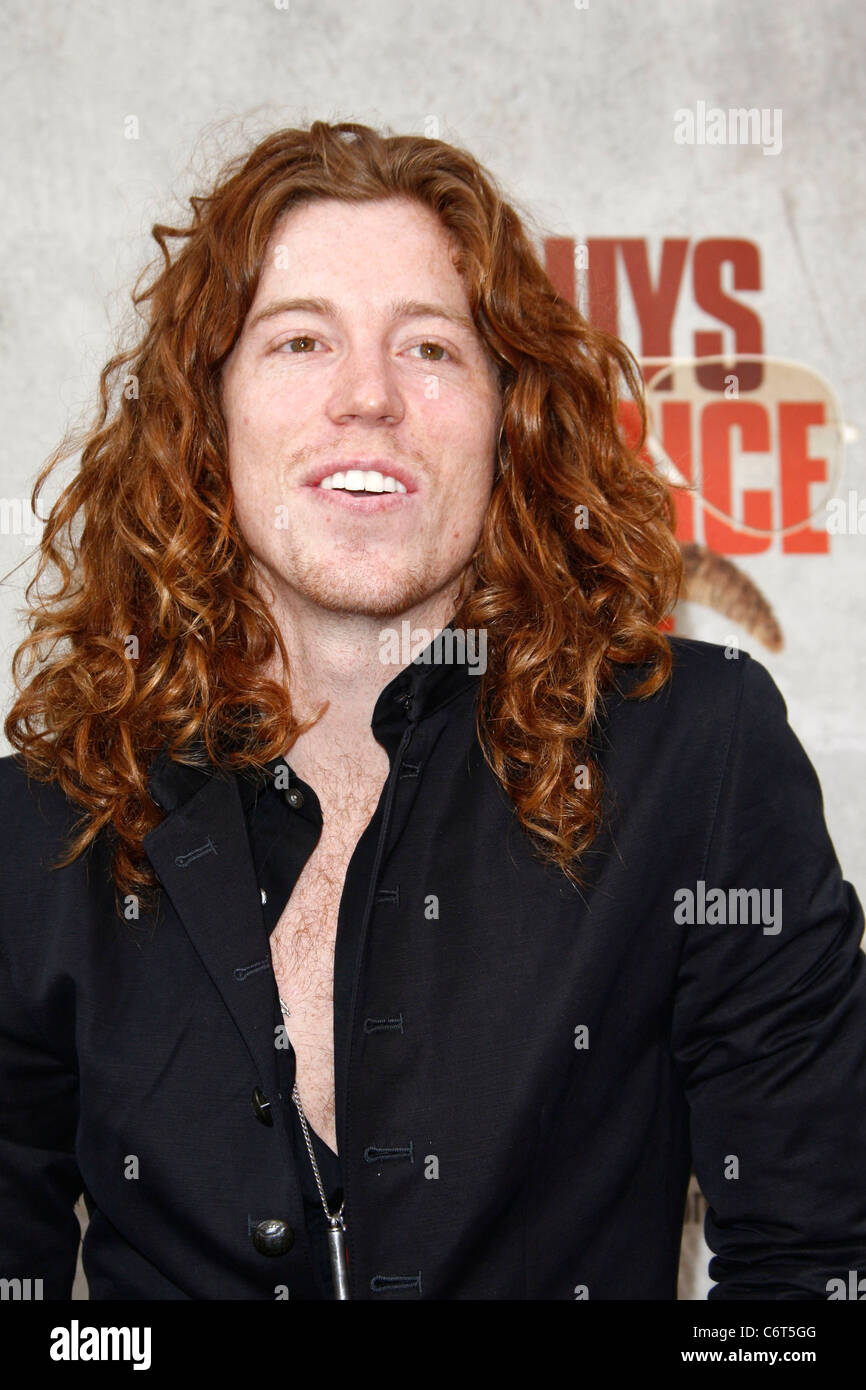 Shaun White Spike TV's 'Guys Choice Awards' at Sony Pictures Studios ...