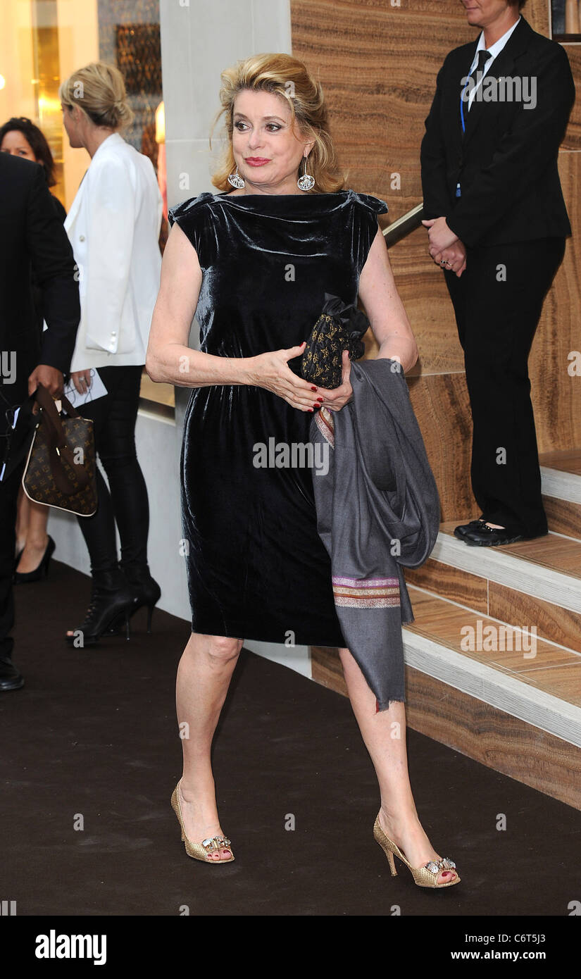 Catherine deneuve louis vuitton hi-res stock photography and images - Alamy