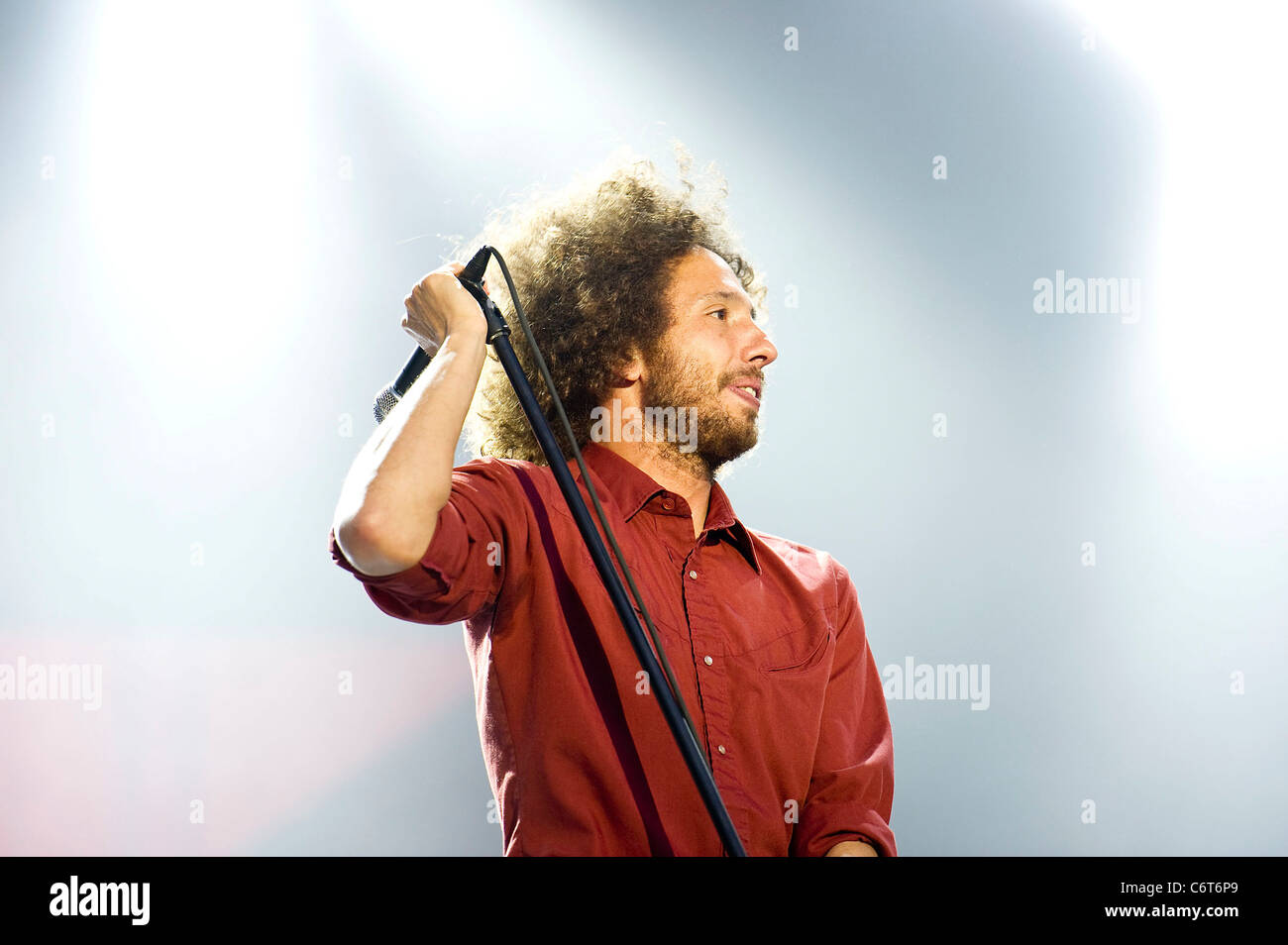 Rage Factor - Zack de la Rocha of Rage Against The Machine perform at a ...