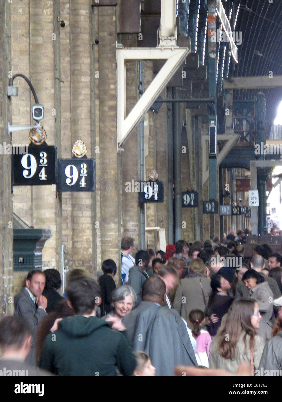 Platform 9 and 3 4 - Very busy with passengers The new Harry Potter ...