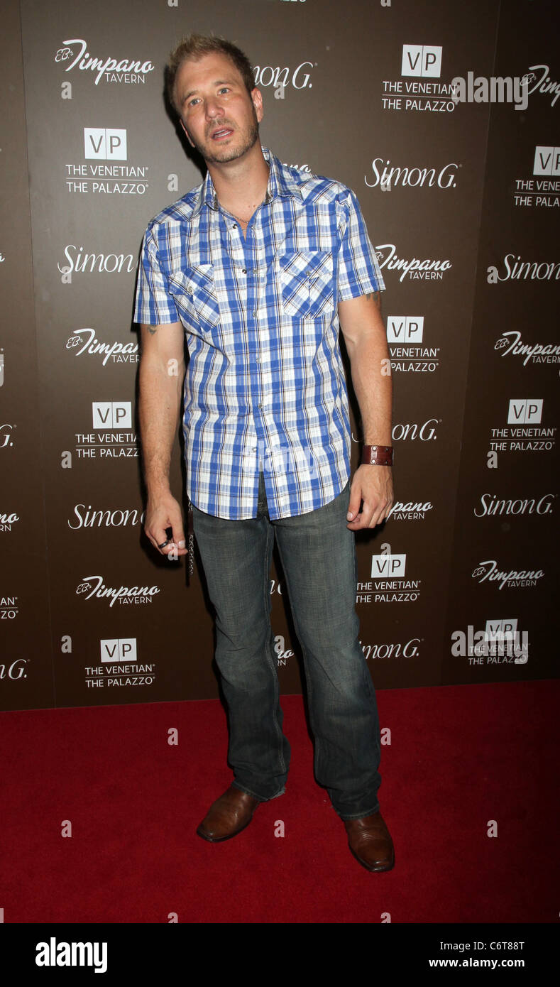 CJ Goldner Simon G. Jewelry presents a star-studded musical 'Summer ...