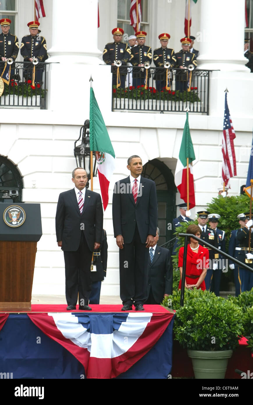 President of Mexico Felipe Calderon and President of the United States ...