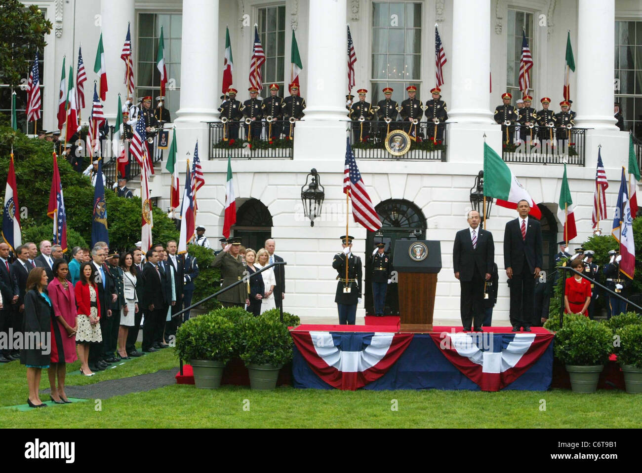 President of Mexico Felipe Calderon and President of the United States ...