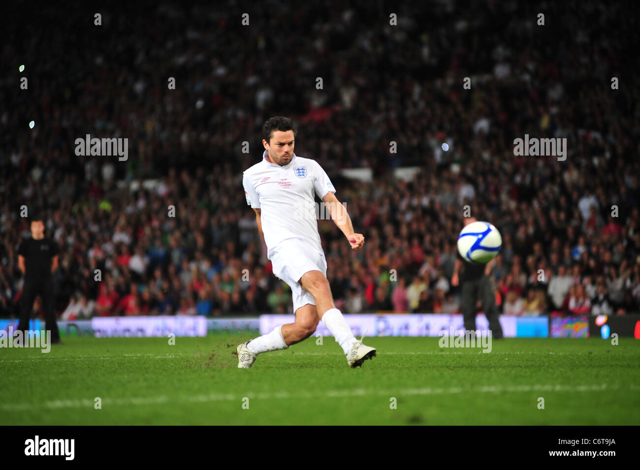 Soccer aid unicef hi-res stock photography and images - Alamy