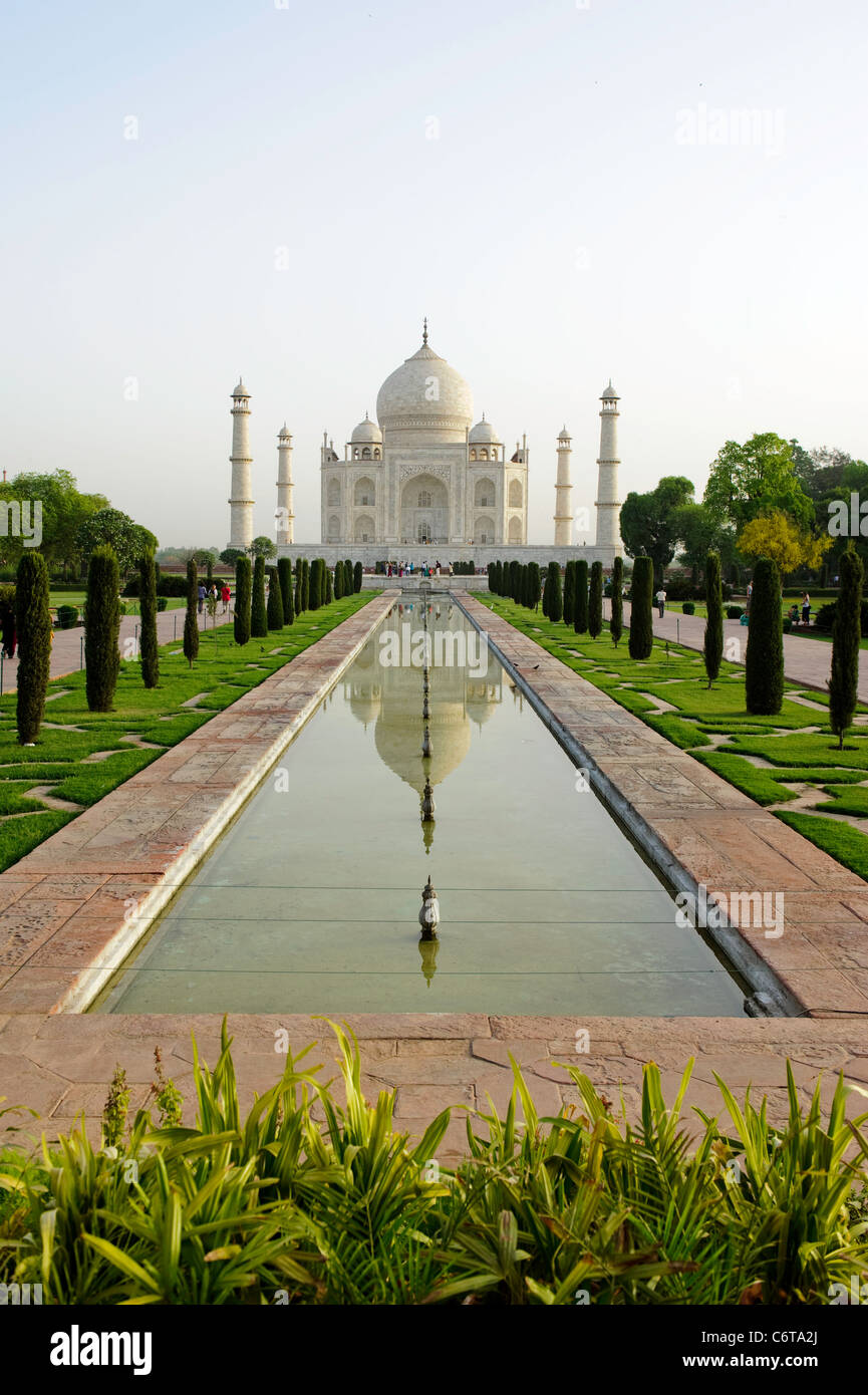 Taj Mahal complex Stock Photo - Alamy