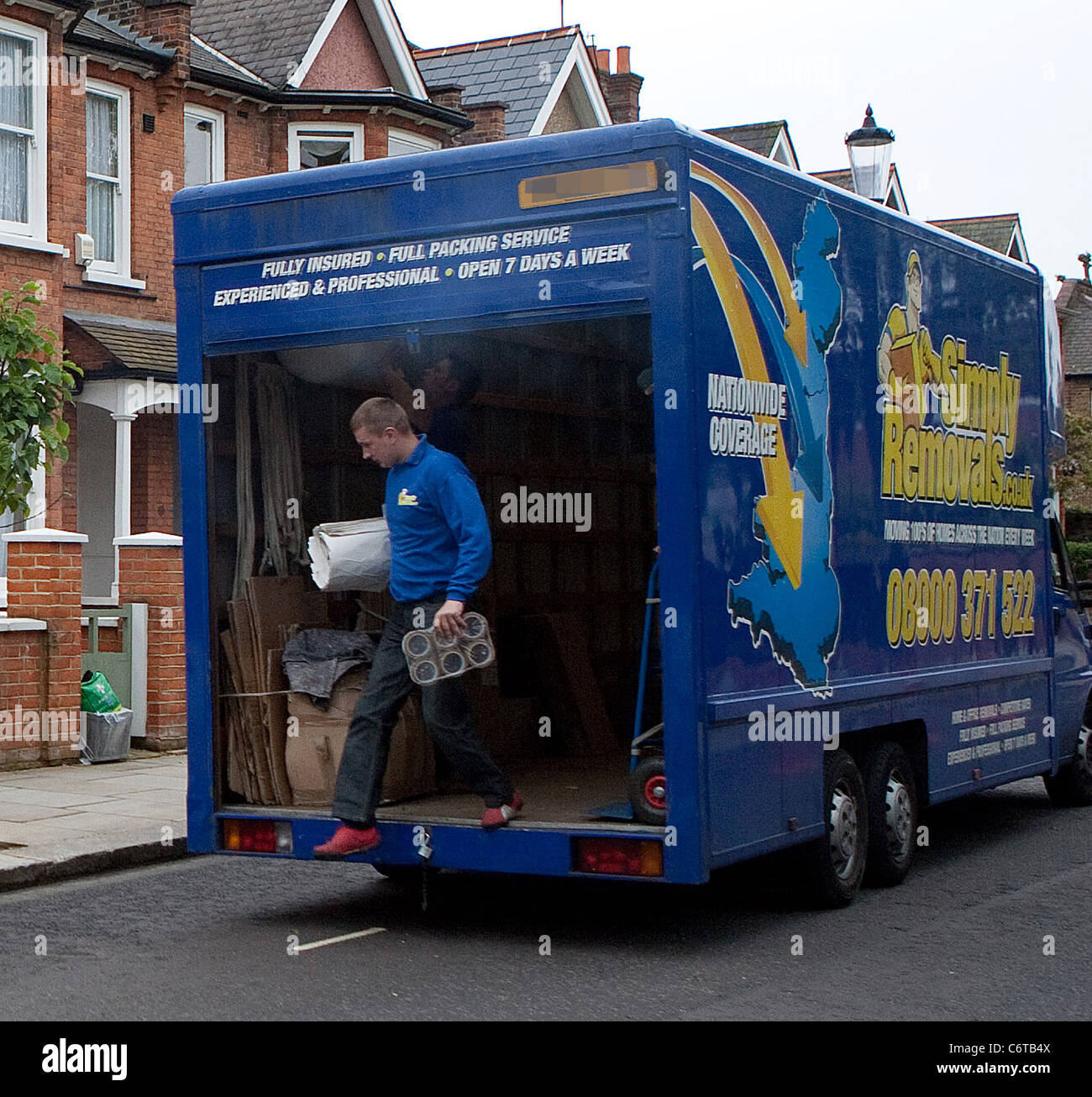 Removal men outside Prime Minister David Cameron's house begin moving ...