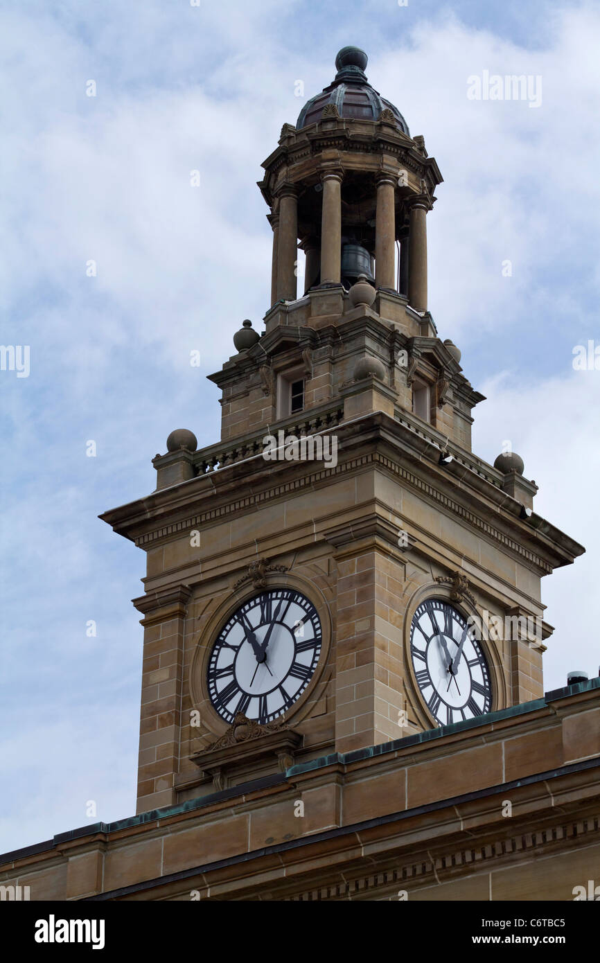 Turret clocks hi-res stock photography and images - Alamy
