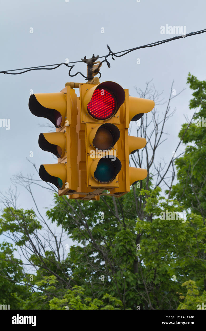City traffic lights low angle close up hi-res Stock Photo - Alamy City traffic lights low angle close up hi-res Stock Photo - Alamy