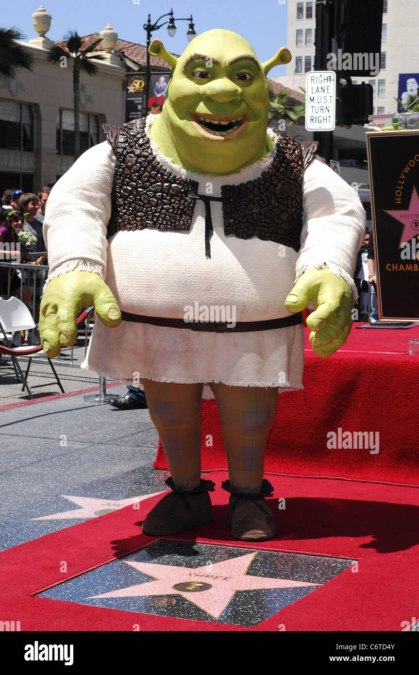 Shrek Shrek honoured with the 2408th star on the Hollywood Walk of Fame ...