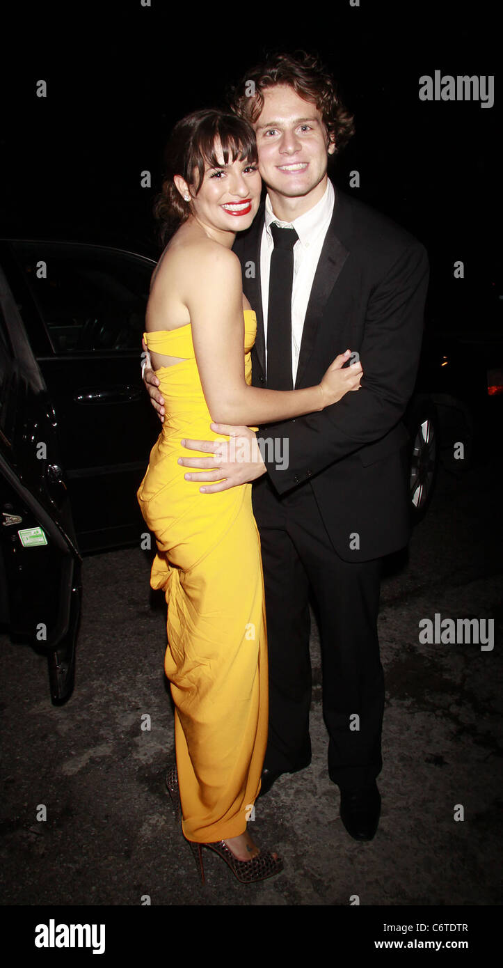 Jonathan Groff Girlfriend