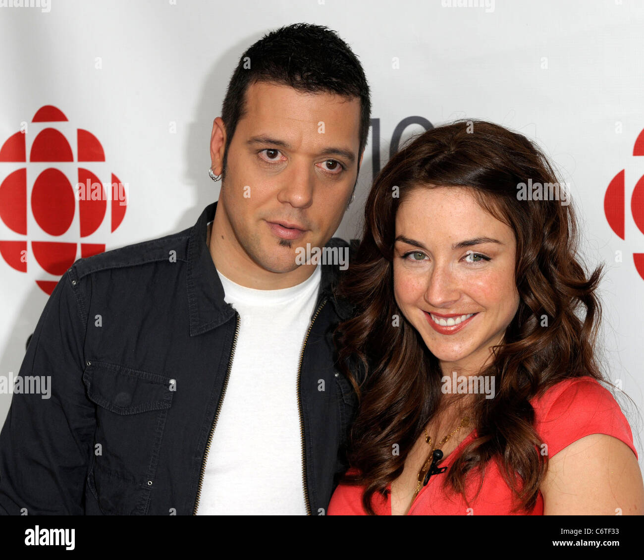 Erin Karpluk Married