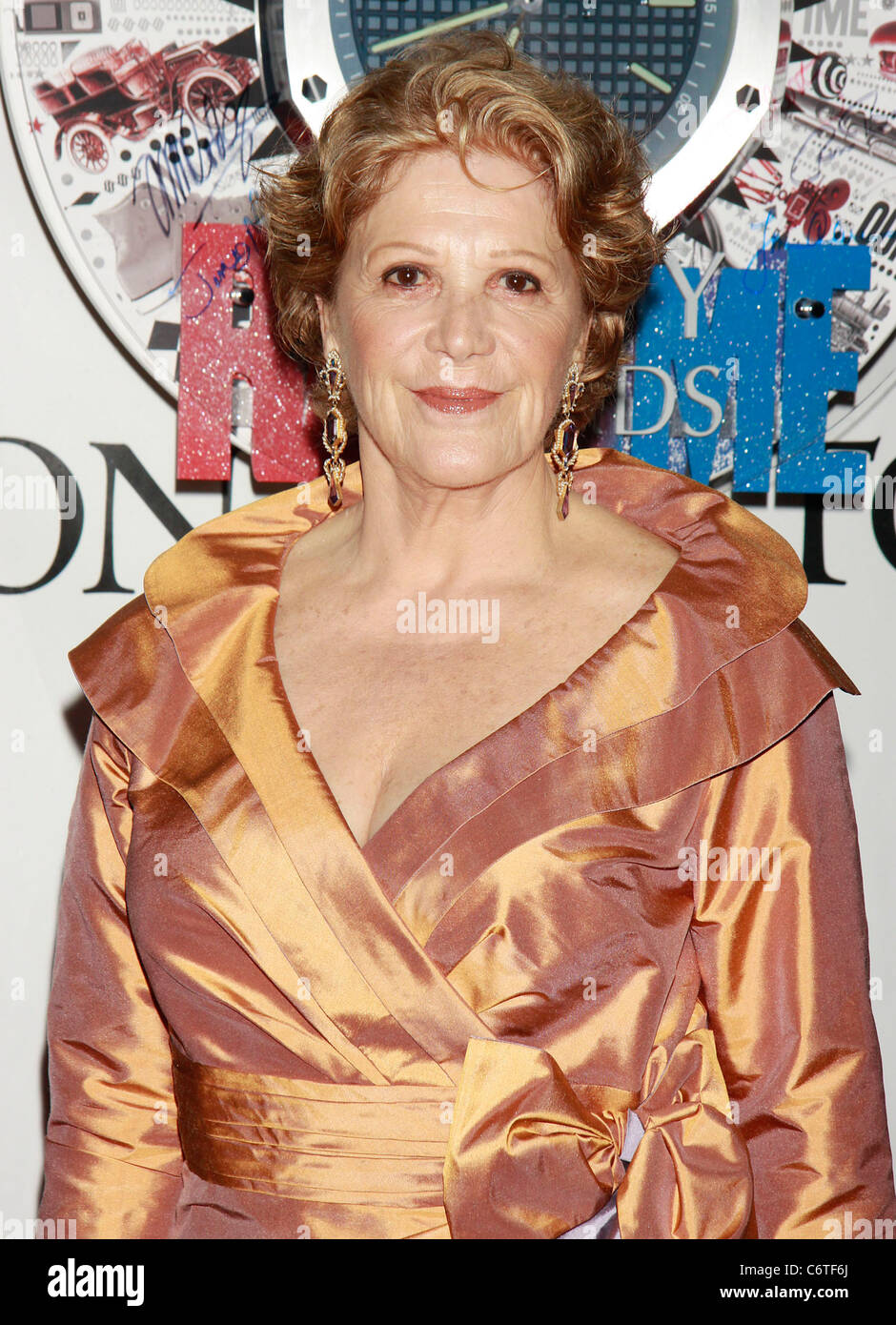 Linda lavin tony hi-res stock photography and images - Alamy