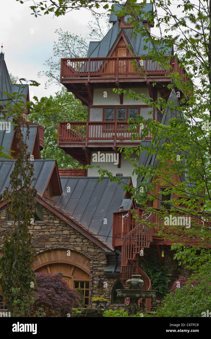 Landolls mohican castle hi-res stock photography and images - Alamy