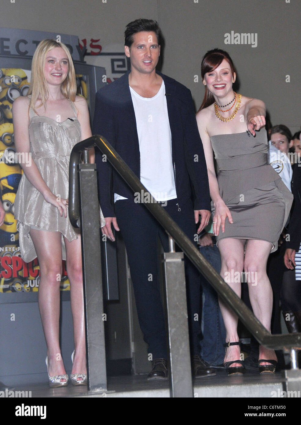 Dakota Fanning And Robert Pattinson