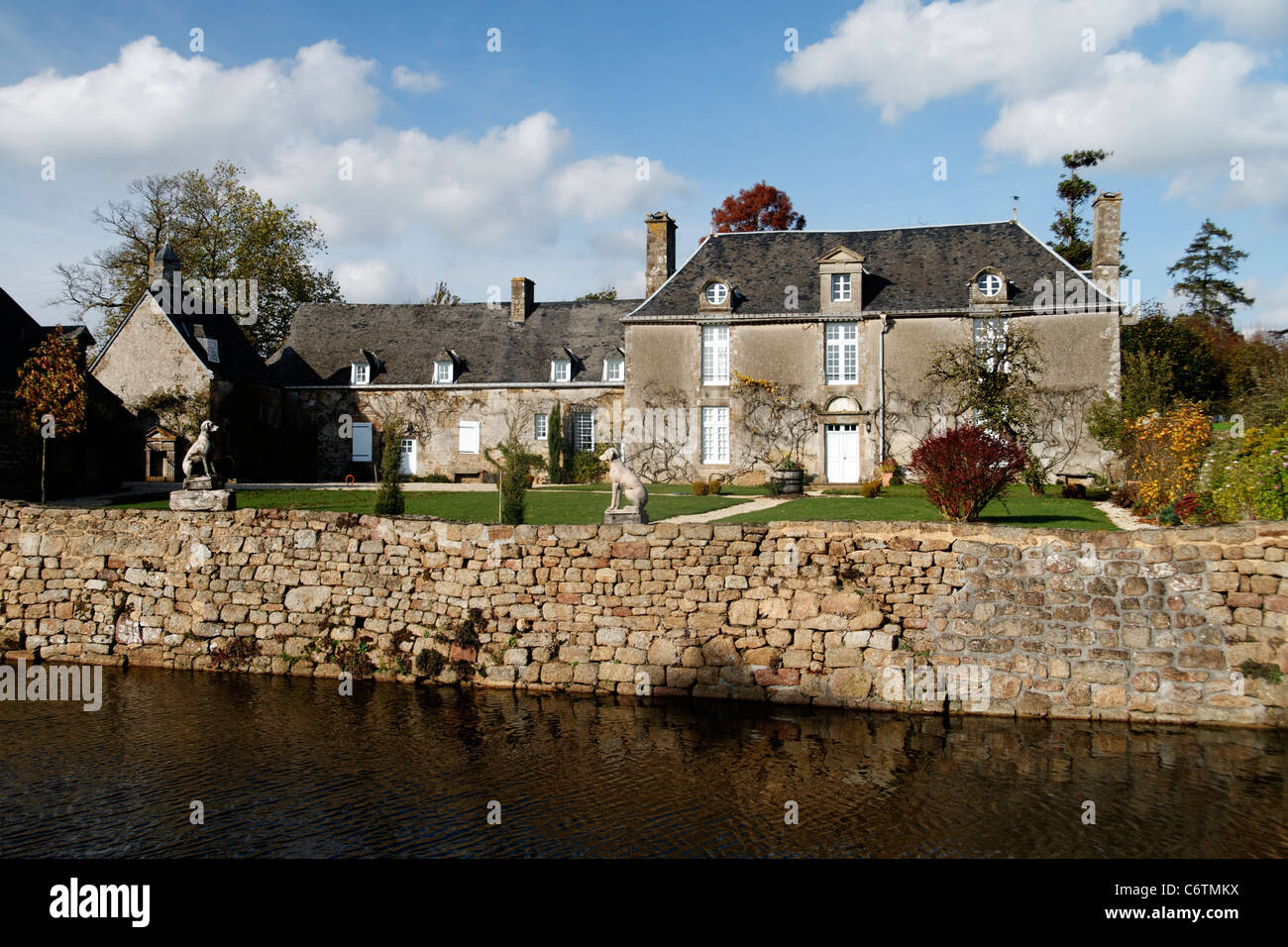 Le château d'Isle (Castle Isle), XVII, Brecé, heritage North Mayenne ...