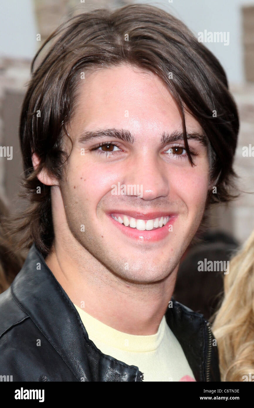 Steven R Mcqueen