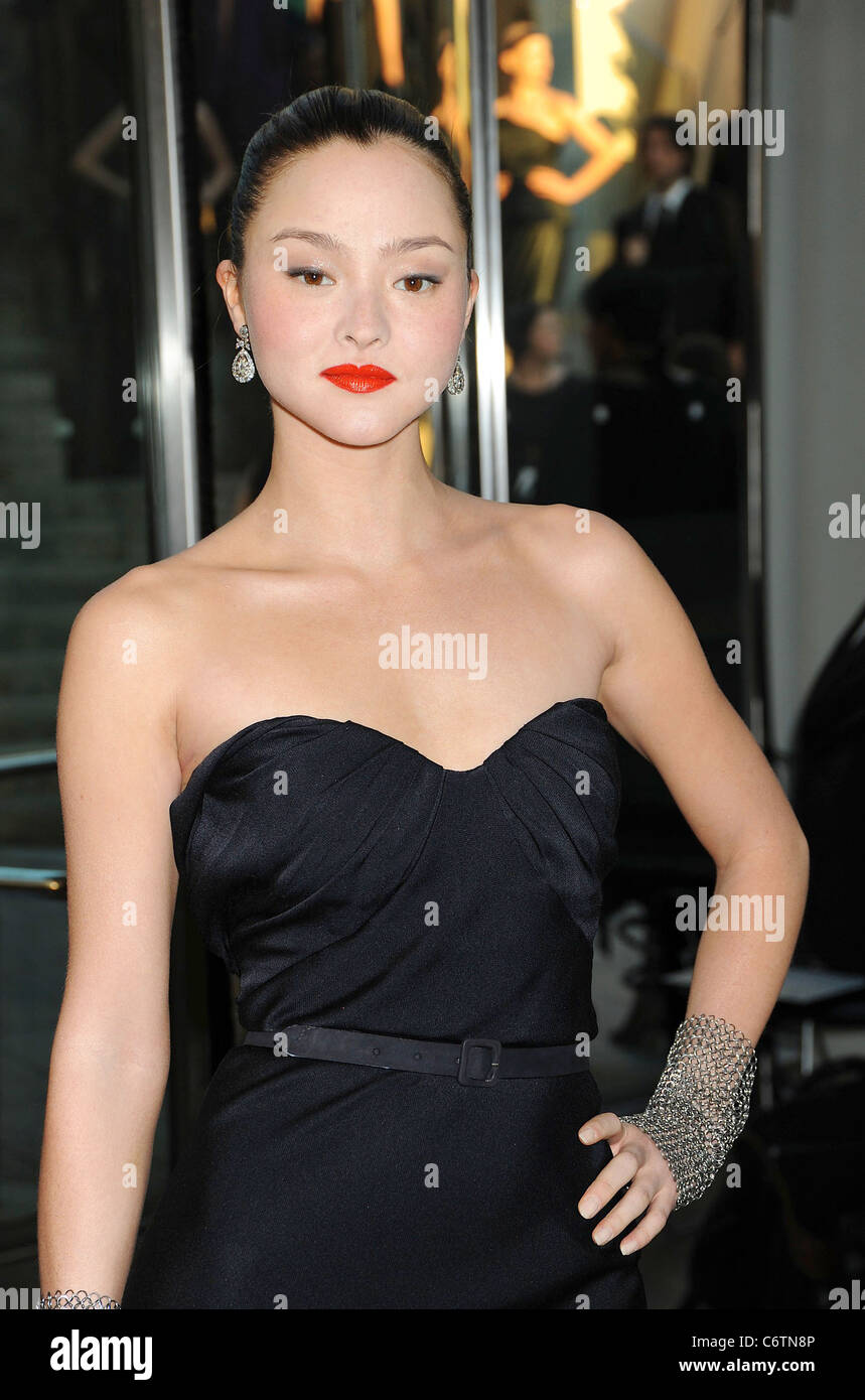 Devon Aoki 2010 CFDA Fashion Awards at Alice Tully Hall, Lincoln Center ...