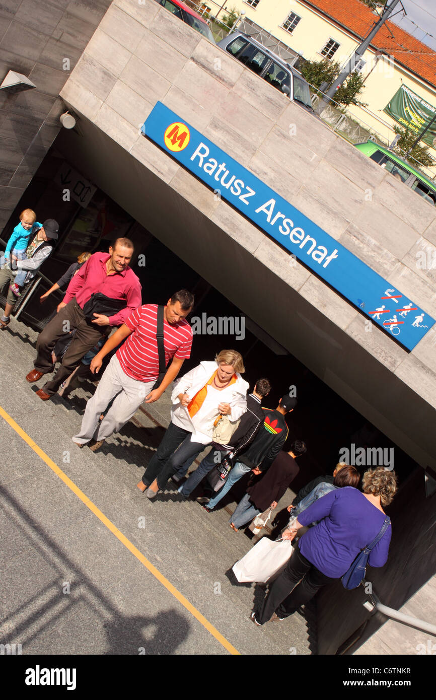 Arsenal underground station hi-res stock photography and images - Alamy