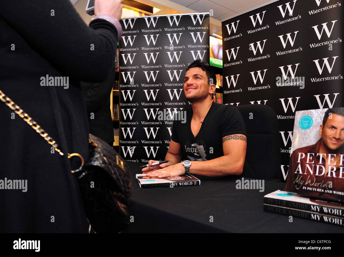 Peter Andre signs copies of his book 'My World' at Waterstones Ocean ...