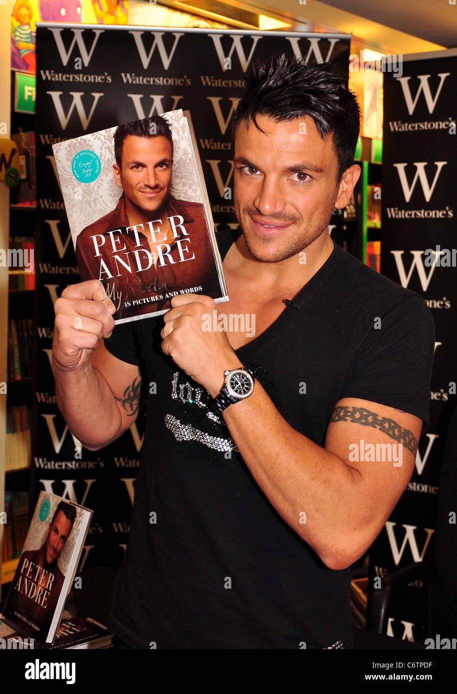 Peter Andre signs copies of his book 'My World' at Waterstones Ocean ...