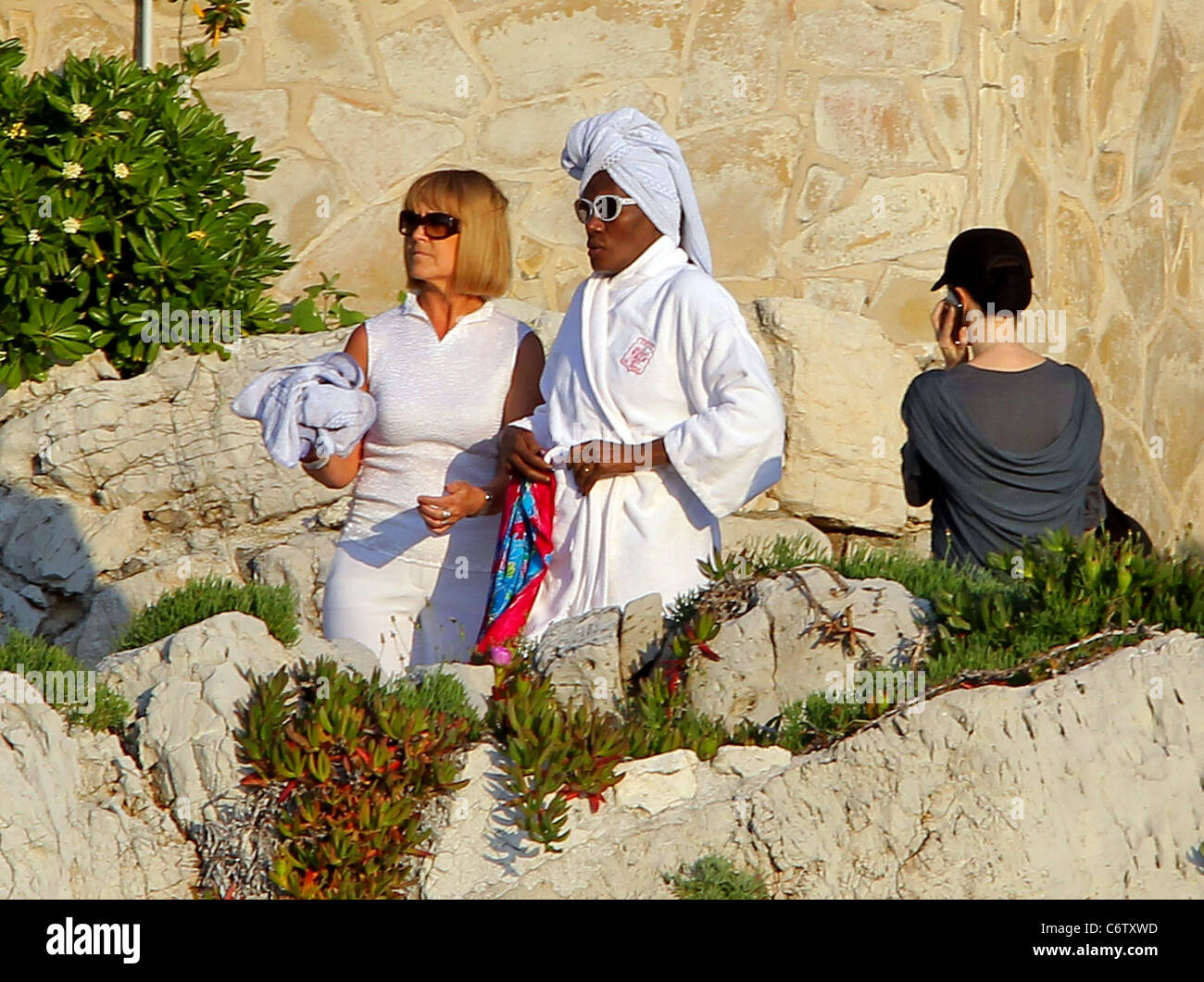 Grace Jones celebrates her 40th birthday party on the French Riviera ...