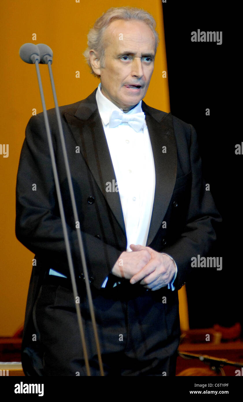 Spanish tenor Jose Carreras Spanish tenor Jose Carreras performing with ...