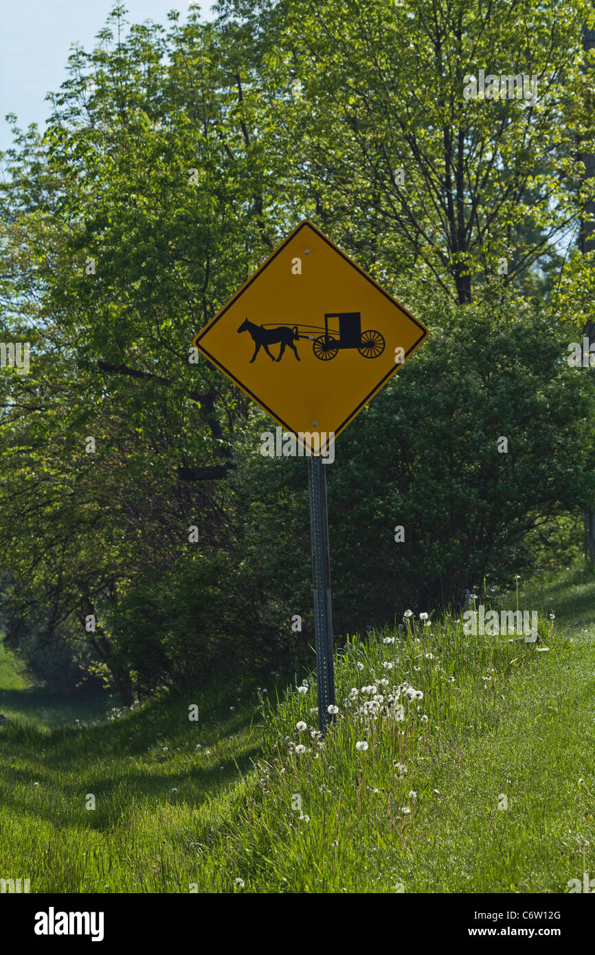 Horse and buggy sign hi-res stock photography and images - Alamy